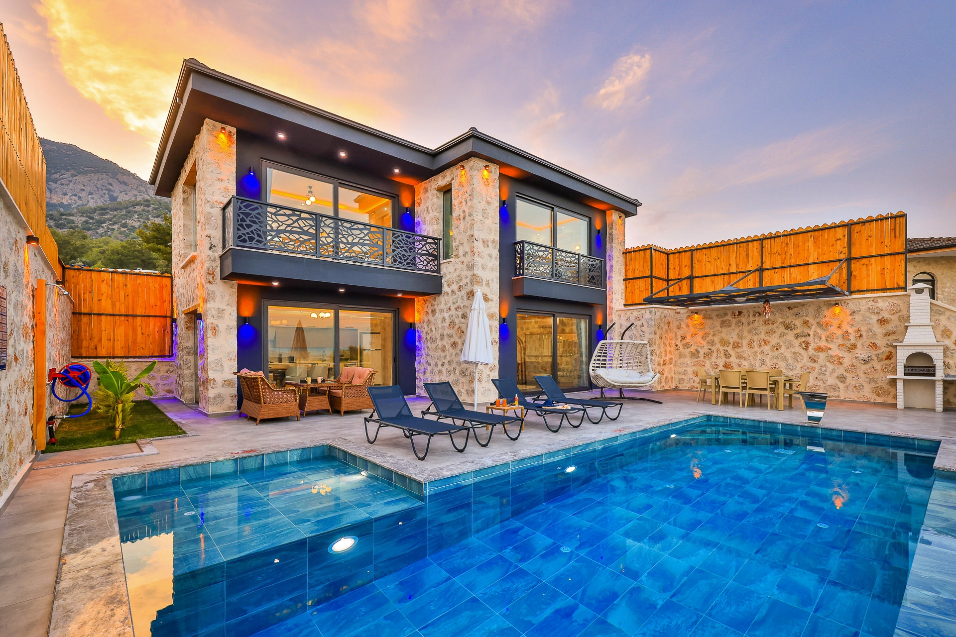 Villa Sandak 3 - Muhafazakar Villa | Akdenizvillam